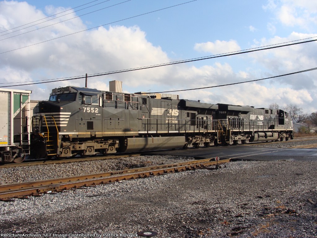 NS 7552